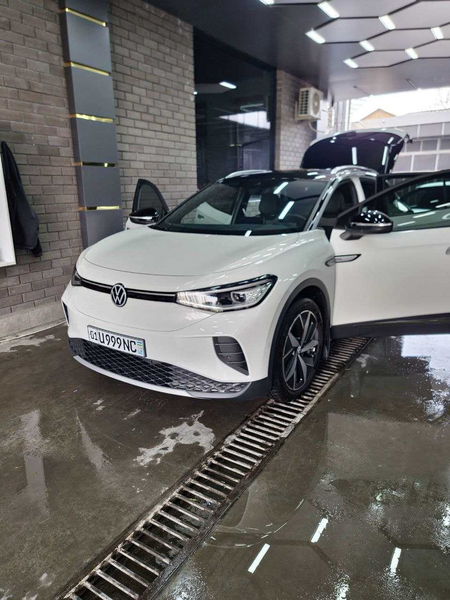 Volkswagen ID4 CROZZ PRO sotiladi пробег 14 тыс км