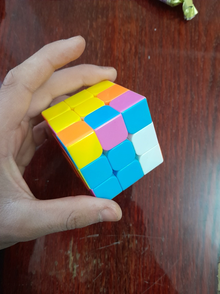 Kubik -rubik  sifati zõr