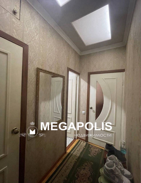 *Чиланзар 6 кв 2в3/1/4 Метро М Улугбек {меб+тех}