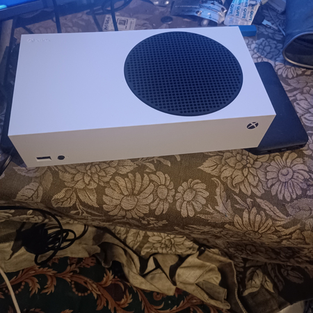 Xbox series S pristavka