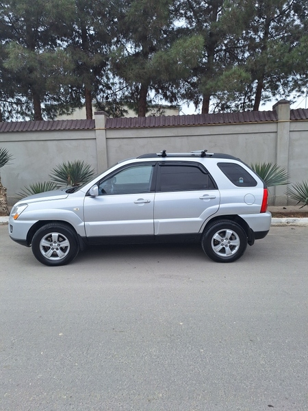 Продаётся kia sportage в хорошем состоянии