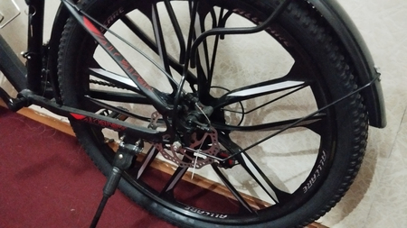 Merioa velosiped 26  yangi minilmagan