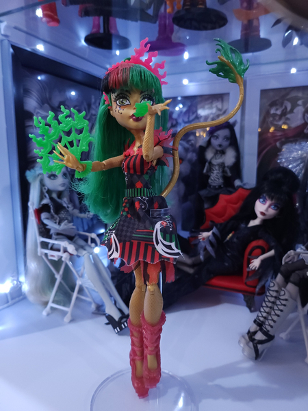 Монстер хай  , Monster high