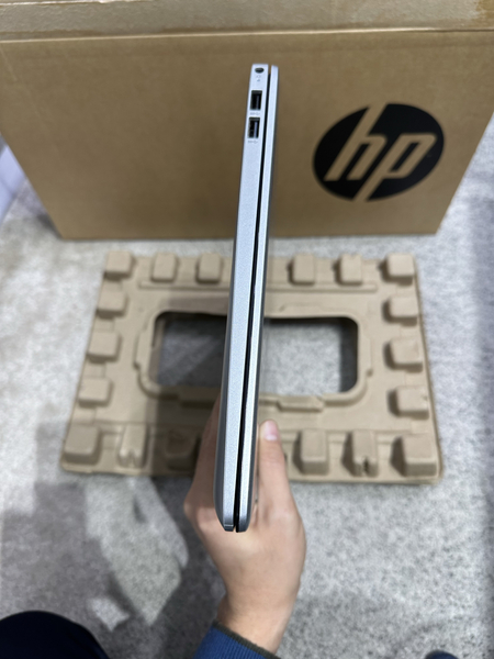 Noutbook Hp core i7 12 pok 8 512