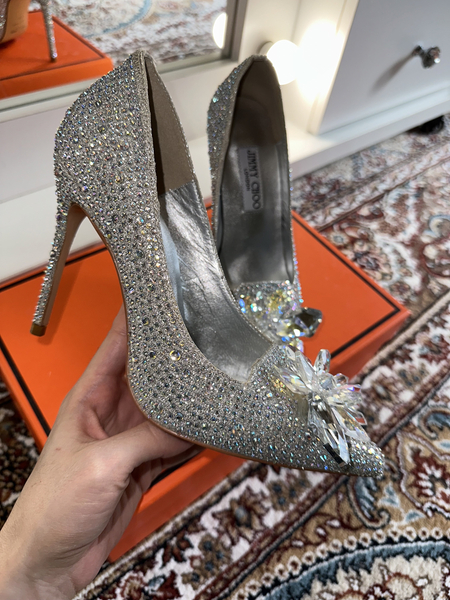 Jimmy Choo представил туфли Золушки