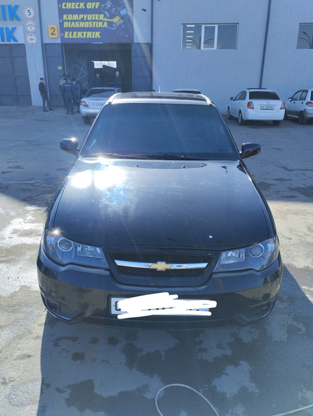 Nexia 2 sotiladi 5400 $