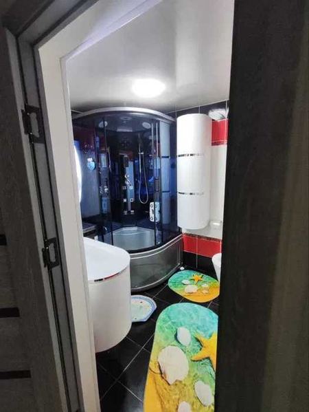 Продается 3х комнатная квартира, 1 этаж