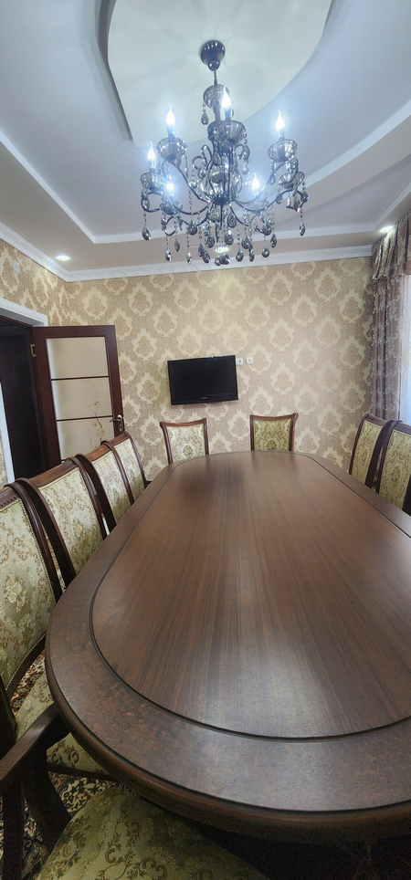 Продается Юнусобод 19кв 1*2комнатная 3етаж с ремонтом место отличная