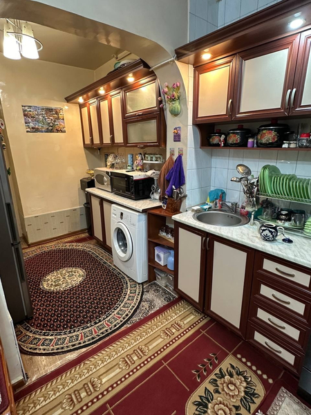 Дом 1 етаж 3 комнатные квартира