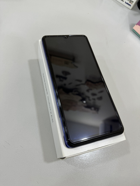 Samsung Galaxy A 31 (в отличном состоянии)