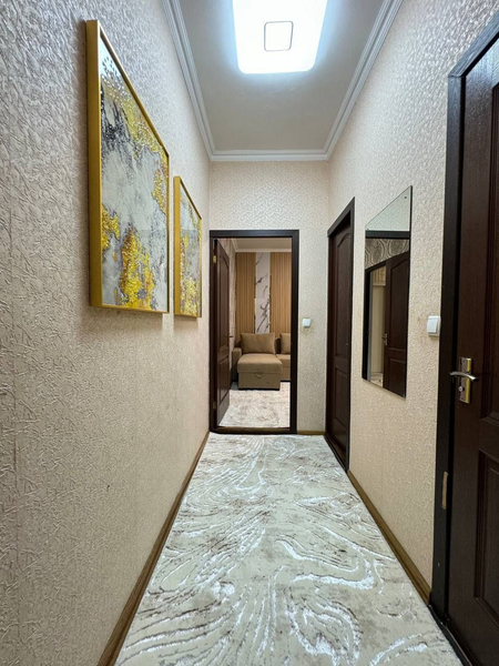 Продаётся квартира Чиланзар 7 квартал 2-4-4