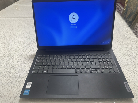 Как новый Ноутбук Lenovo V15 N4500, DDR4 4GB/SSD, 256GB, 15.6FHD