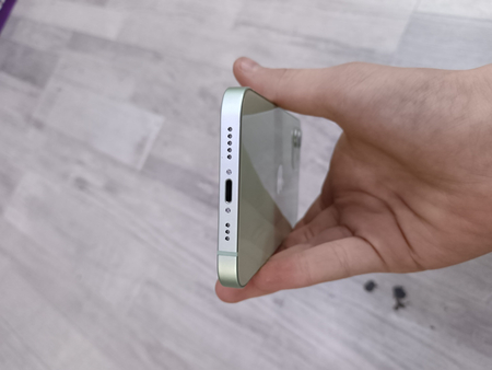 iPhone 12 KH/A 64 GB Mintoviy ideal