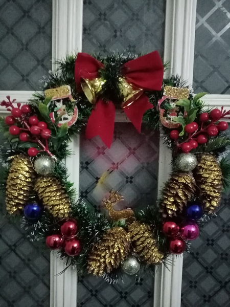 Новогодние поделки и венки