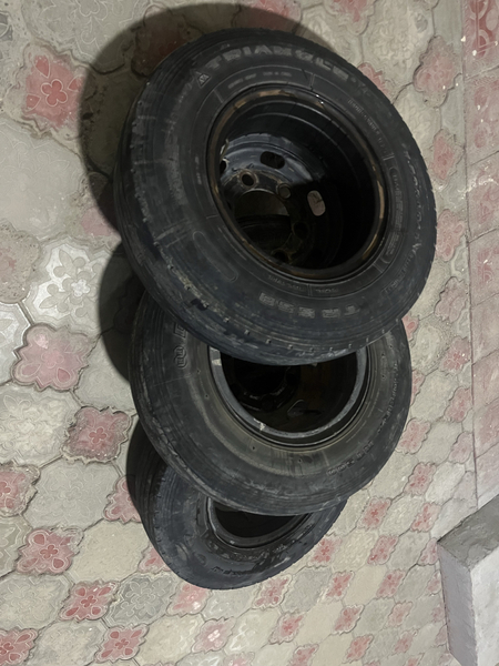 Isuzu avtobus balon diska