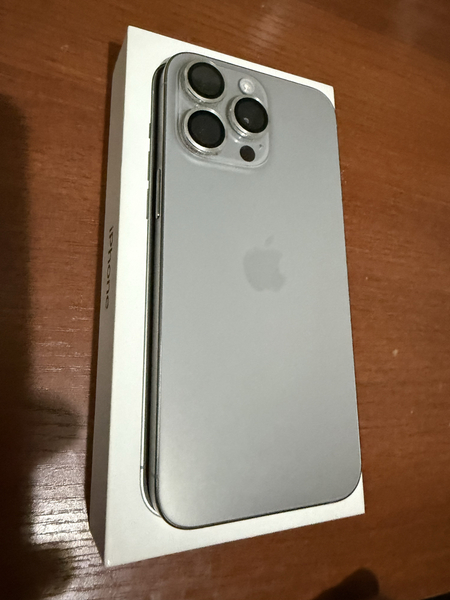 iPhone 15 Pro Max, Natural Titanium, 256GB ZA/A