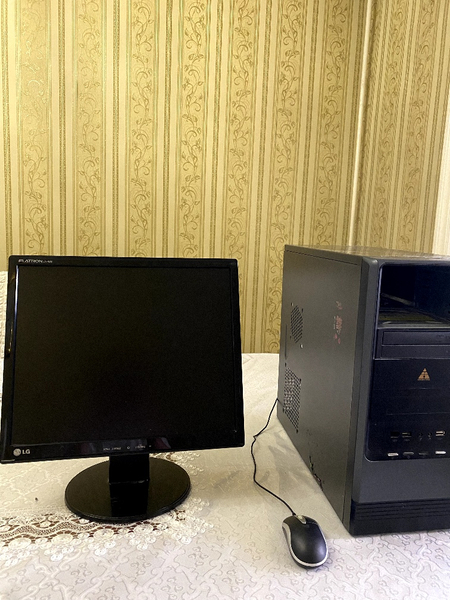 LG komyuter srochno sotladi