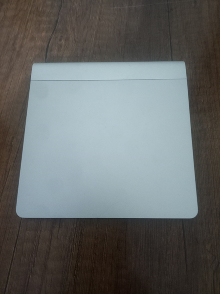 Apple komputer mishkasi, klaviaturasi, pad, iPad cover.