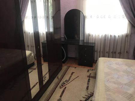 Сдам 2-комн.кв. 1-этаж Максим Горького