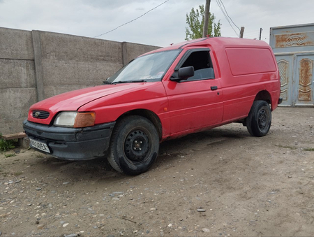 Ford escord sotiladi