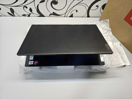 ПРОДАМ Lenovo V15 G4 2024 Ноутбук AMD Silver 7120U/8GB/256SSD/15.6