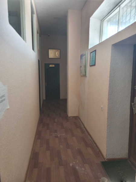 Продам здание в городе Джизак