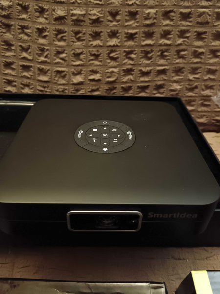Проектор HD LED Multimedia