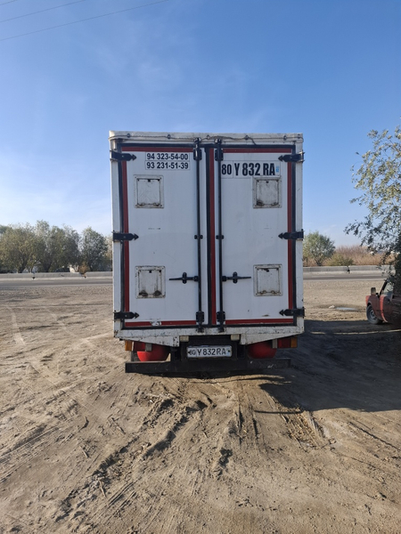 Isuzu sotiladi zur