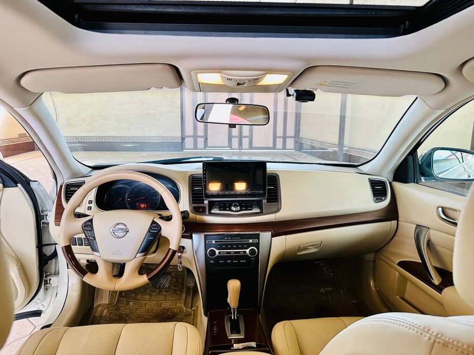 Nissan teana yahshi holatda