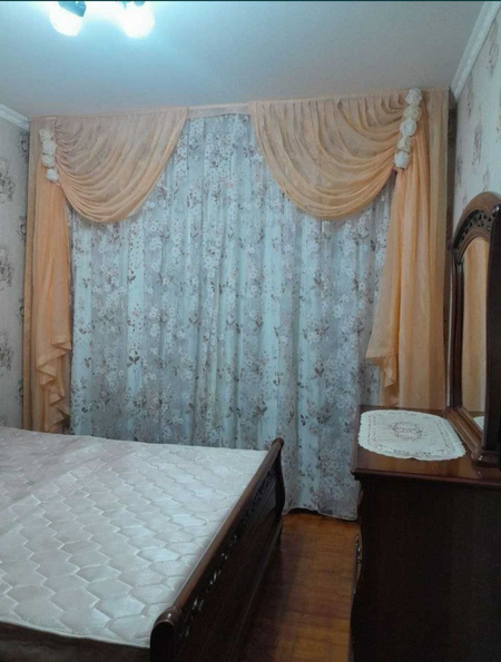 Продаётся 3/3/5 на м-в Ахмад Югнаки