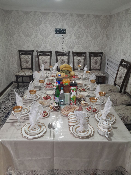 Hovli sotiladi arzon narxda