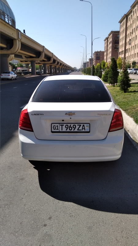Продаю джентра 2 поз своя