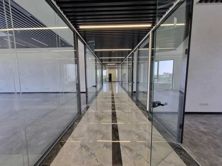 Сдам в Аренду ЛЮКС ОФИСЫ от 100 м². до 400 м² в БИЗНЕС ЦЕНТРЕ