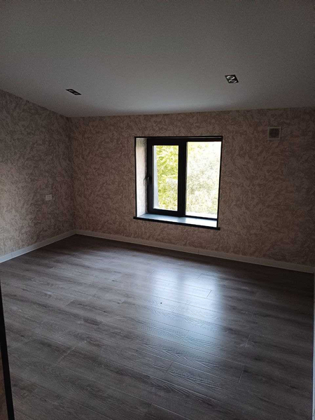 Продается коттедж 4 комнаты,кухня,мансарда 1,5 соток новый дом (207)