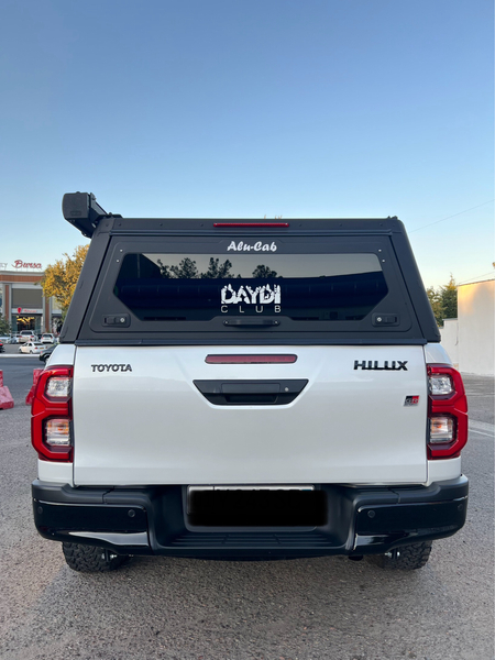 Tayota Hilux 2023 batumotors