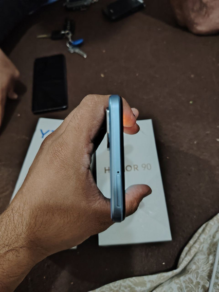 Vivo Y33s 4/128.