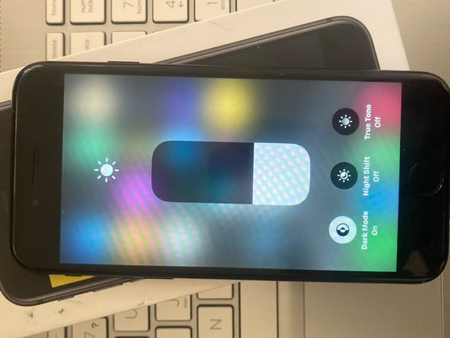 iPhone SE2 128gb