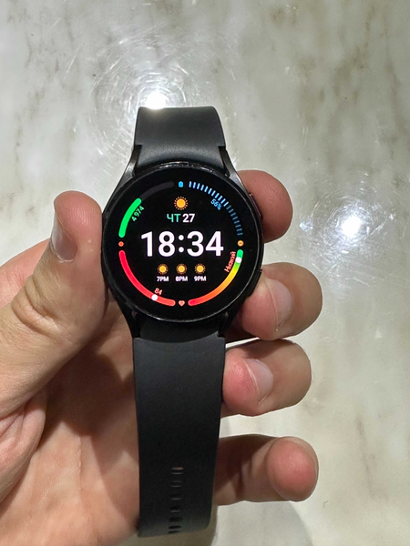 СРОЧНО!! Продам свои Galaxy Watch 4 40mm. Полный комплект