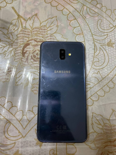 Samsung galaxy J6+ xotira32 sotiladi