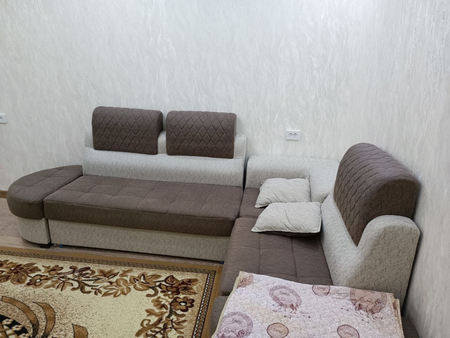 Sroshno Arenda  Targoviy sentr  2/3/4. 370&