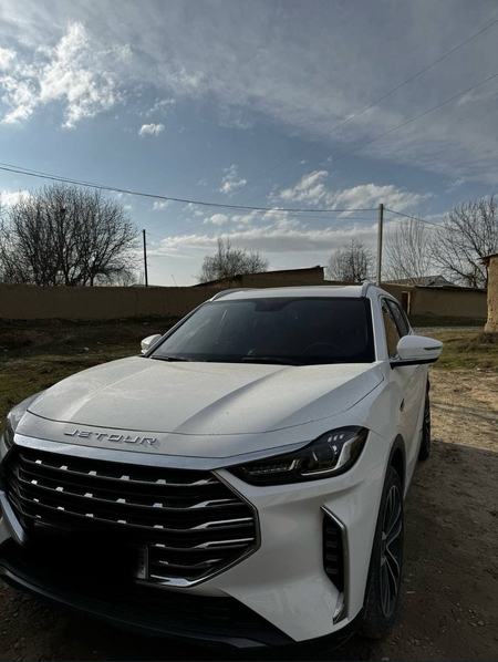 Продаётся Jetour X70plus