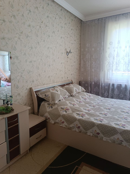 Продаётся Чиланзар 3 2/4/4 Зеркалка