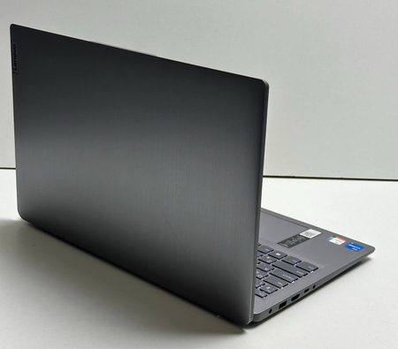 Ekrani sensorniy Lenovo Core i5 - 1135G7. Dasturchilar uchun maxsus