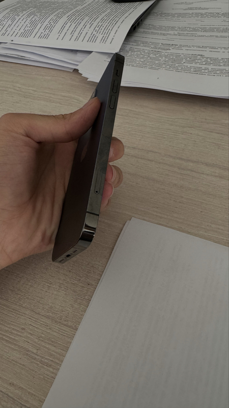 Продается Iphone 12 pro