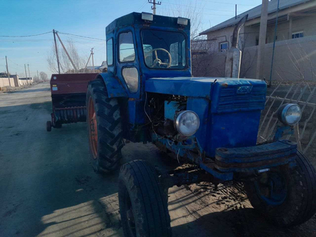 Traktor T40 va Rostselmash 1900