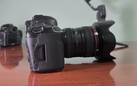Canon 5d Mark iii (holati a'lo)