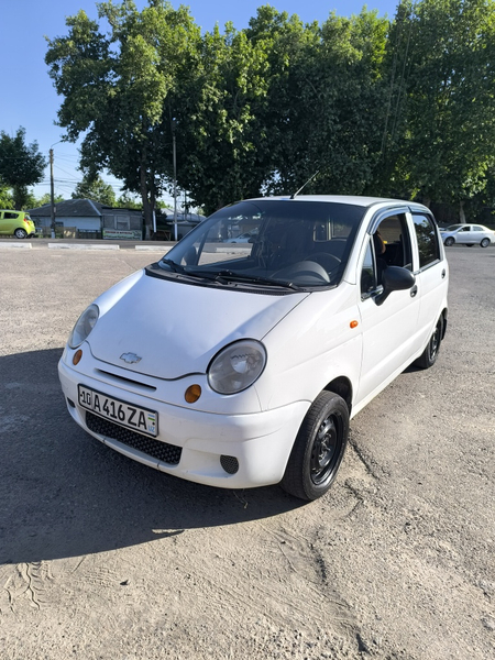Продаёться авто своя в среднем состояний