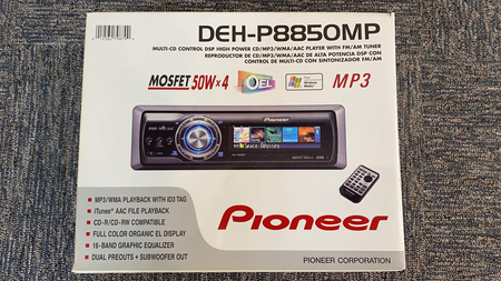 Pioneer deh 9850 mp3 aux radio