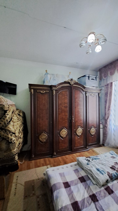 Уй Катедж сотилади