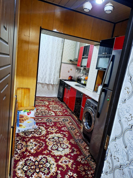 Юнусобод  1- етаж 4 хона 83 КВ ориентир ресторан бахор